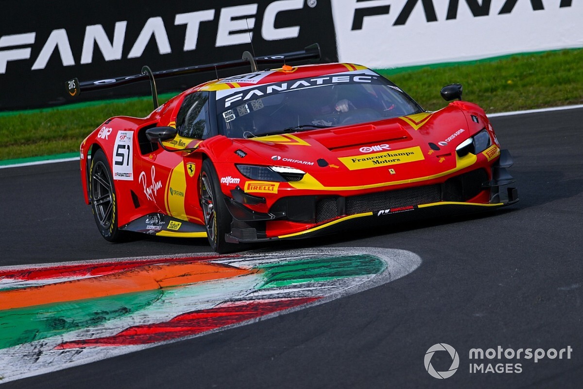 Ferrari: come migliora la 296 GT3 levando il...peso sullo stomaco