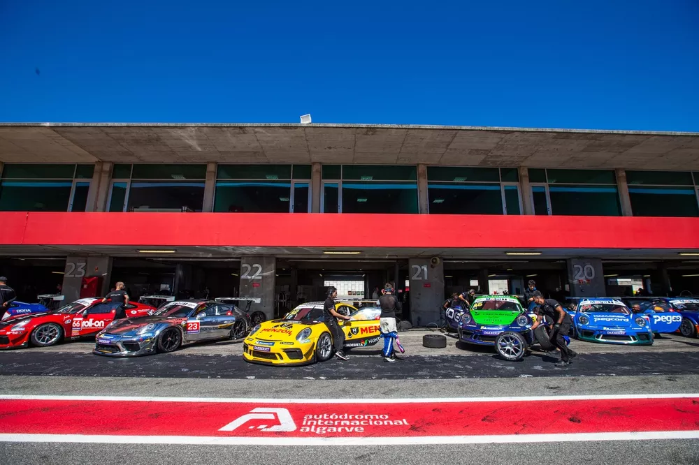 AO VIVO:Assista à classificação da Porsche Cup Brasil em Portimão