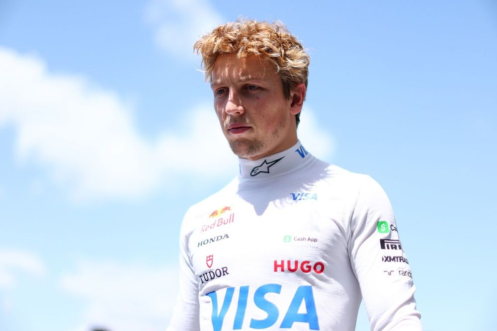 Lawson no quiere pensar en un posible regreso a Red Bull tras su descenso