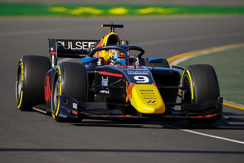 F2 Avusturya sprint yarışı: Crawford serideki ilk galibiyetine ulaştı