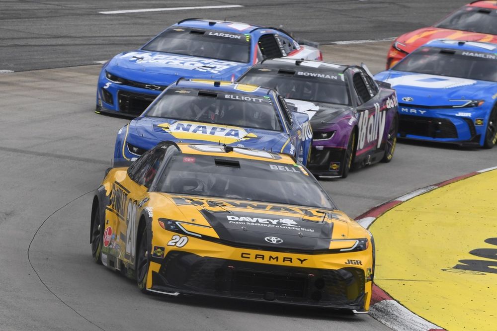It's deja vu for Bell and another NASCAR final four dogfight