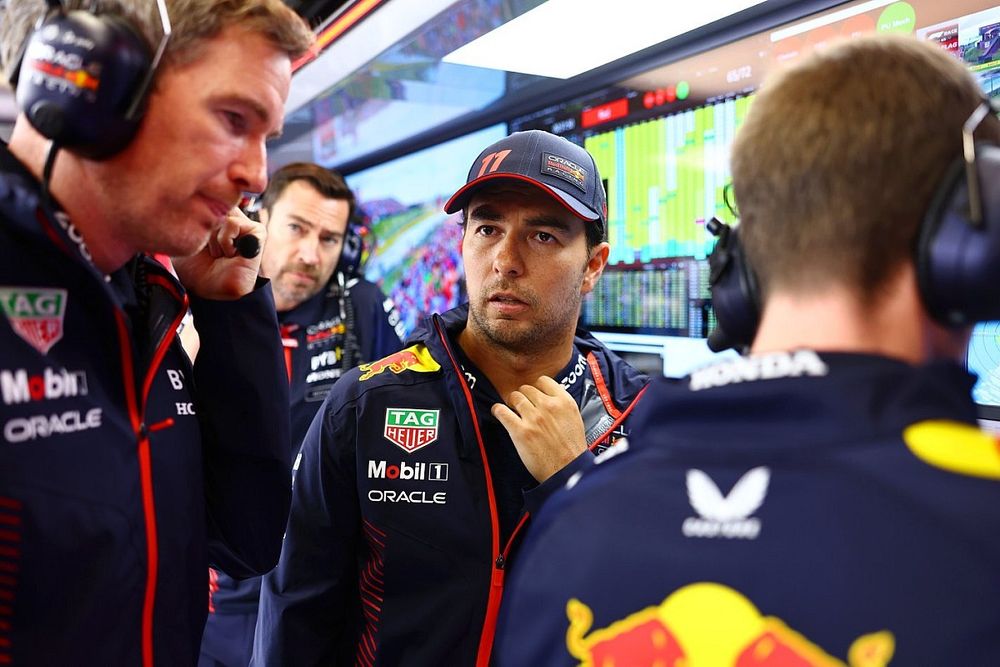 Häkkinen : Un avenir "hautement improbable" pour Pérez chez Red Bull