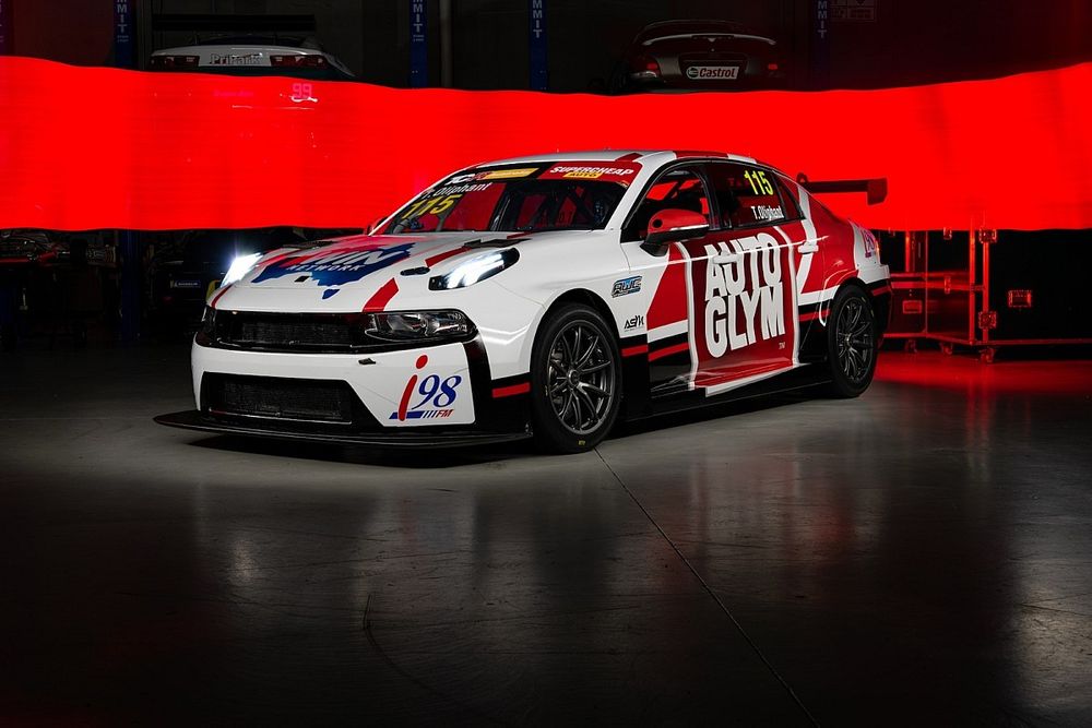 Oliphant Lynk & Co breaks cover