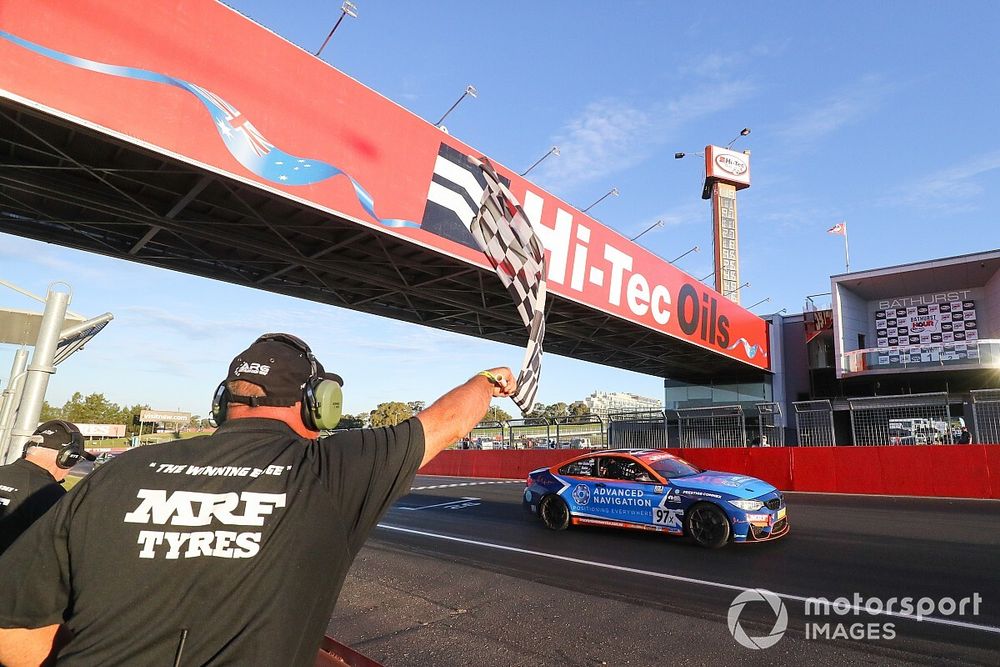 Van Gisbergen claims Bathurst Triple Crown