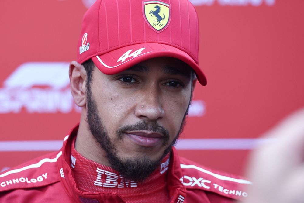 Hamilton yeni bir performans mühendisiyle çalışmaya başlamış
