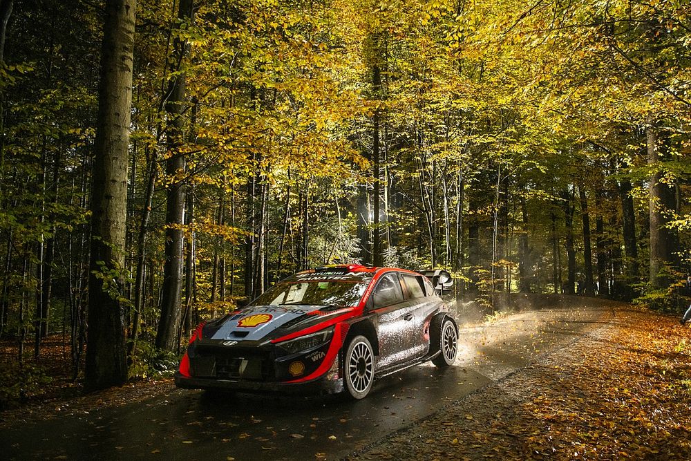 WRC Central Europe: Neuville in command as Rovanpera closes on title