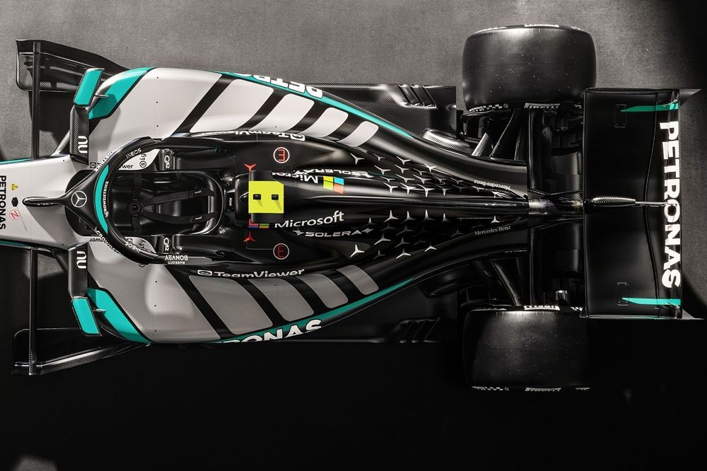 Mercedes unveils W17 livery as new stripes draw mixed reaction ahead of ...