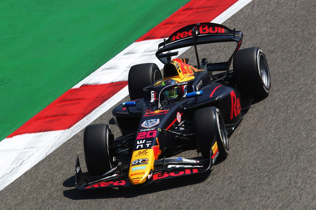 Hadjar lidera las pruebas de F2 en Barcelona con Colapinto en el top 3