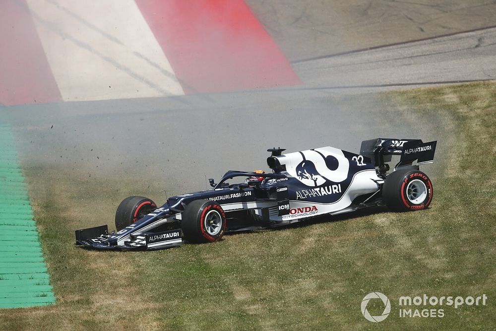Tsunoda had to "calm down" after early F1 crashes
