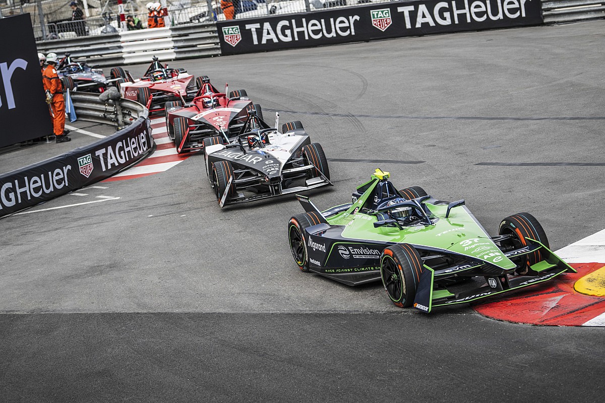 How Cassidy earned 'Big Cat' bragging rights in tight Monaco duel