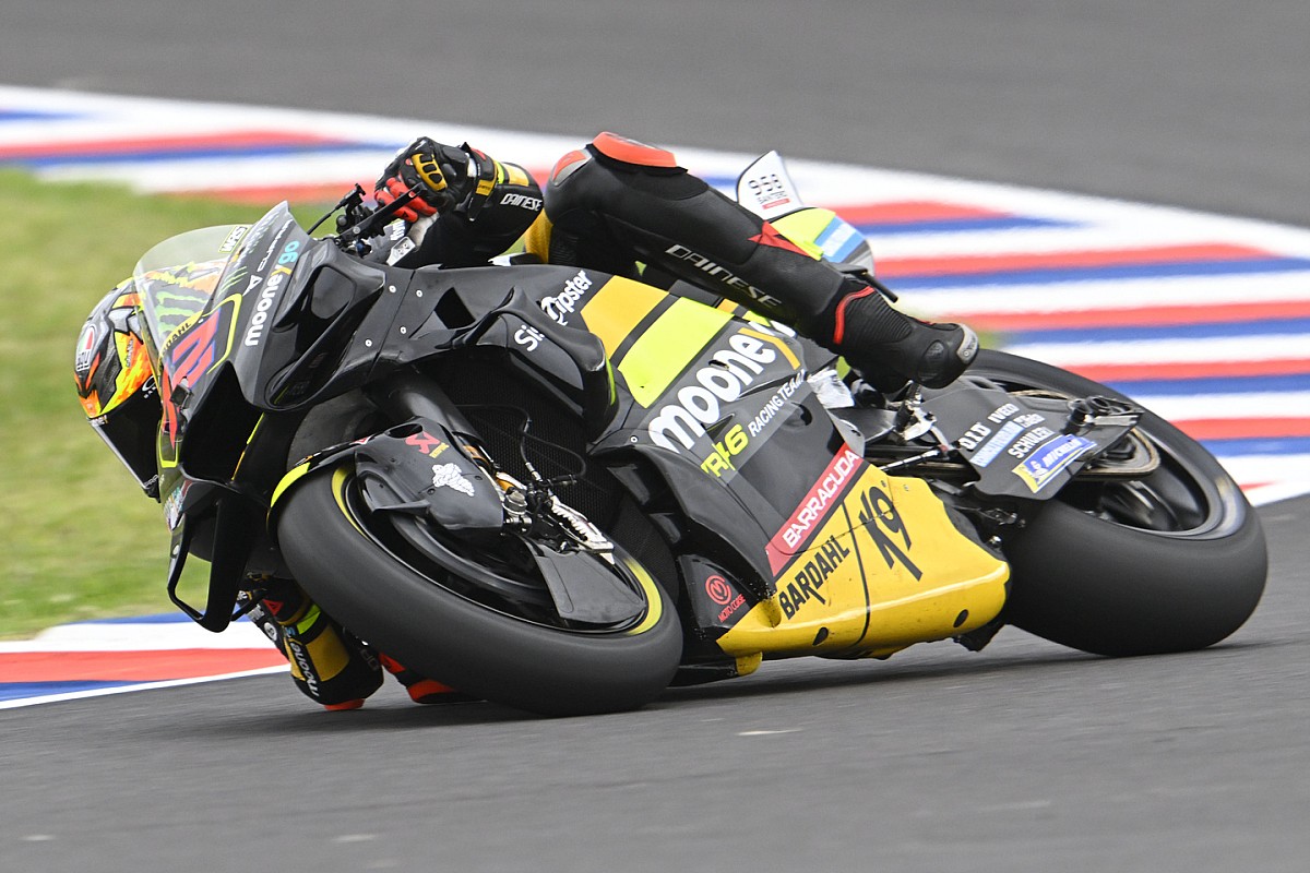 Bezzecchi, tras ser 2º en Termas: "Deberemos gestionar las gomas"