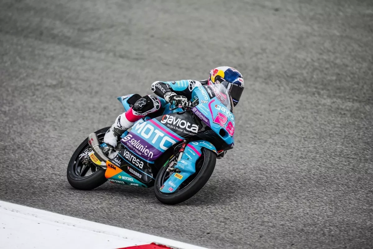 Moto3 Portimao: Máximo Quiles conquista su tercera victoria y aprieta ...