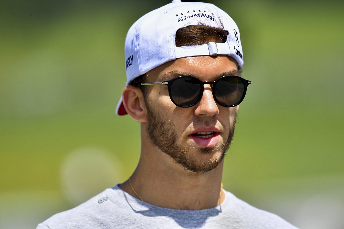 Gasly cree que podría rendir "al menos igual" que Pérez en Red Bull