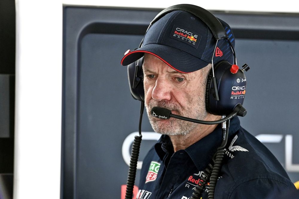 „A Ferrari helyett a visszavonulást választhatja Adrian Newey”