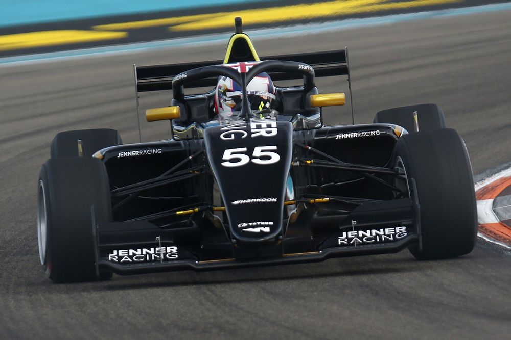 W Series Miami: Chadwick takes victory in dramatic showdown