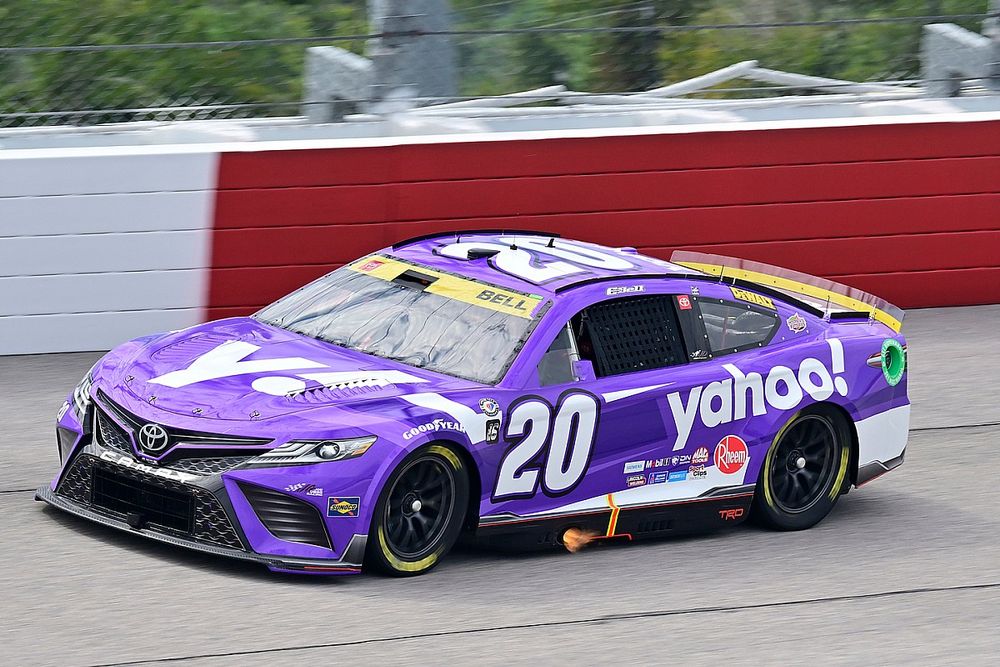 Christopher Bell leads Darlington Cup practice