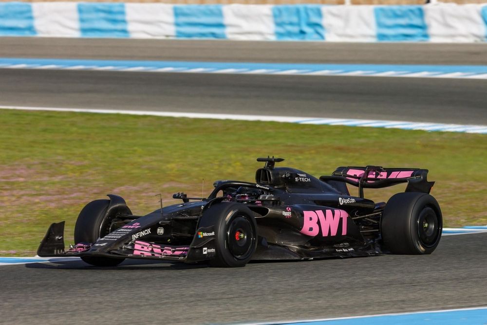 Alpine, con Doohan, y Mercedes, con Russell, completan el test de ...