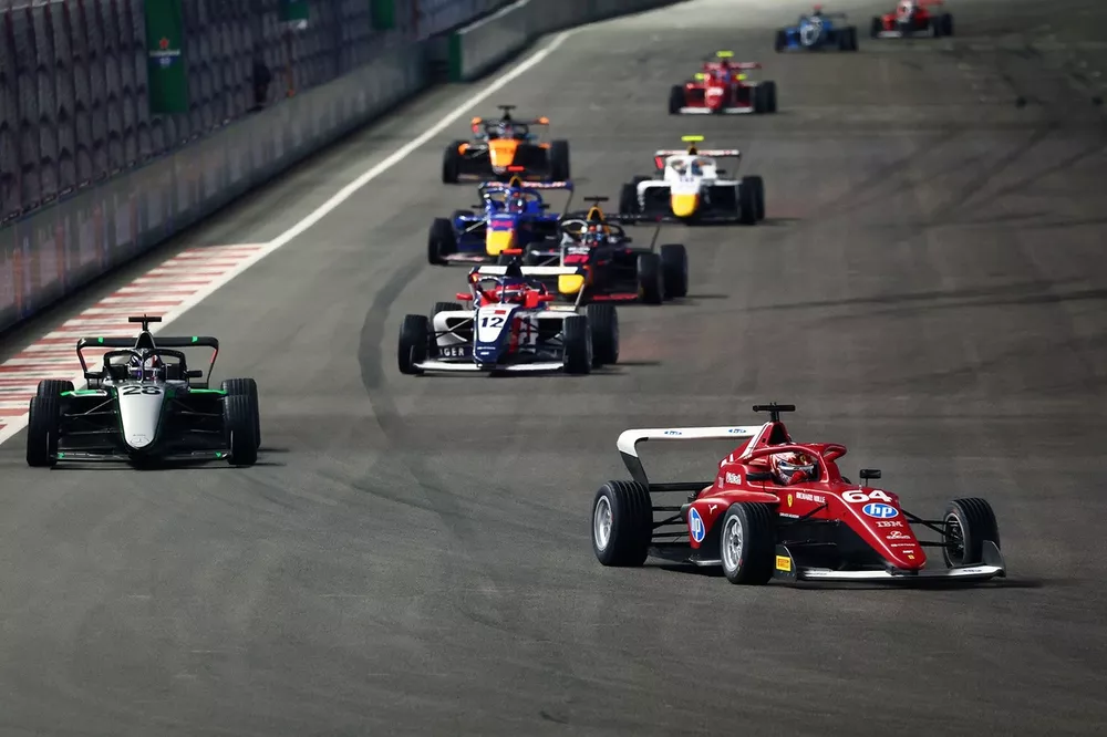 F1 Academy star Alba Larsen scores Ferrari-backed seat for 2026