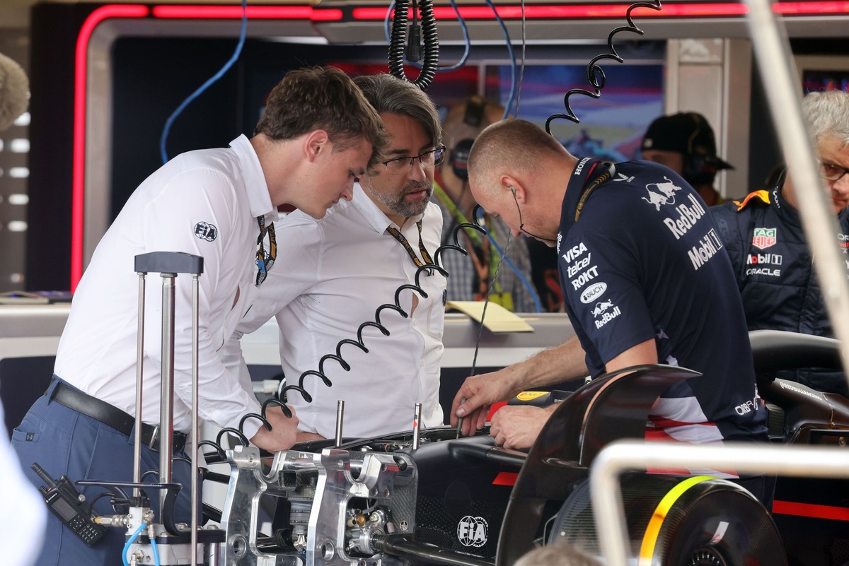 Jon Noble: Is the Red Bull bib controversy a storm on a 'tea-tray' or a ...