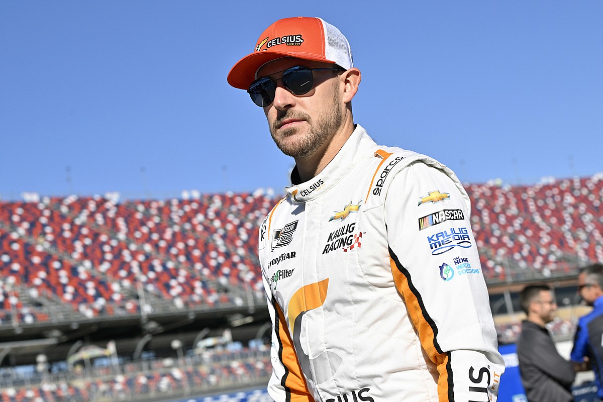 Daniel Hemric to drive No. 23 in Cup finale, subbing for Ty Gibbs