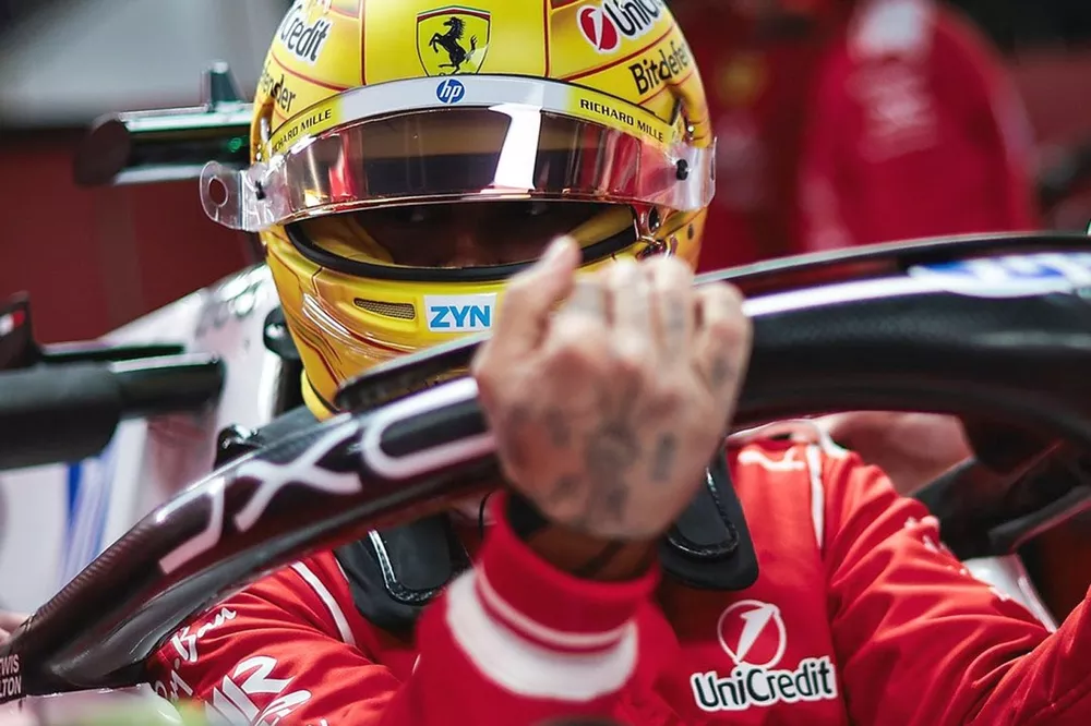 F1: Hamilton sente "mentalidade vencedora" na Ferrari em 2026