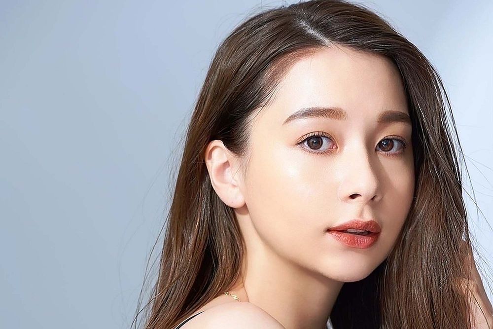 ABEMA、WRC開幕戦ラリー・モンテカルロの現地リポーターに、モデルのNikiを起用。ニキ・ラウダが名前の由来？