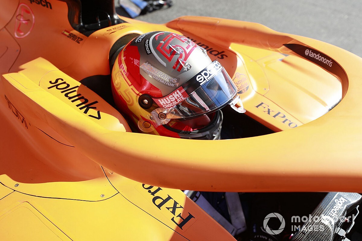 F1 drivers will "struggle" with necks after hiatus ends