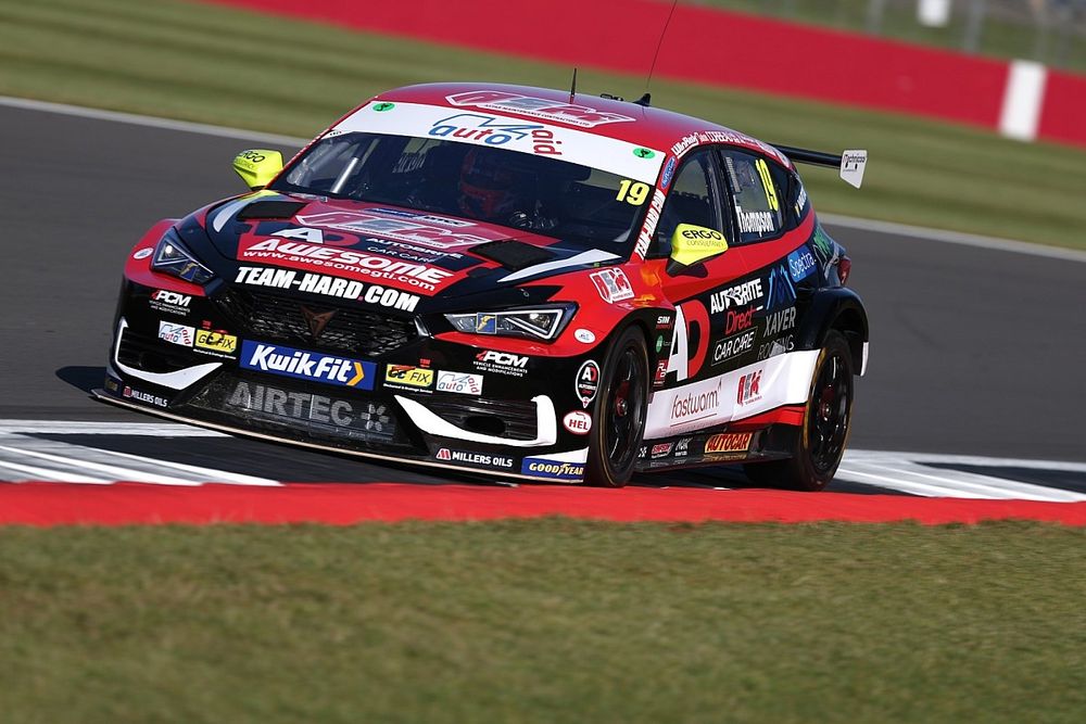 The potential BTCC race winner trying to make it to the front