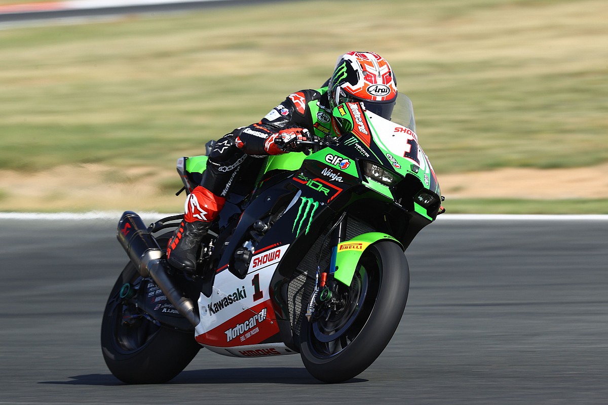 World Superbike: Jonathan Rea extends pole streak at Navarra