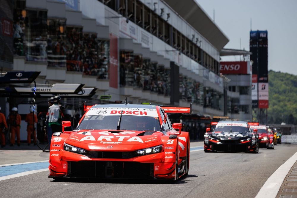 スーパーGT、今季導入の新予選方式を一部変更。Q1、Q2共に新品タイヤの使用が可能に……GT300はQ1組分けが廃止