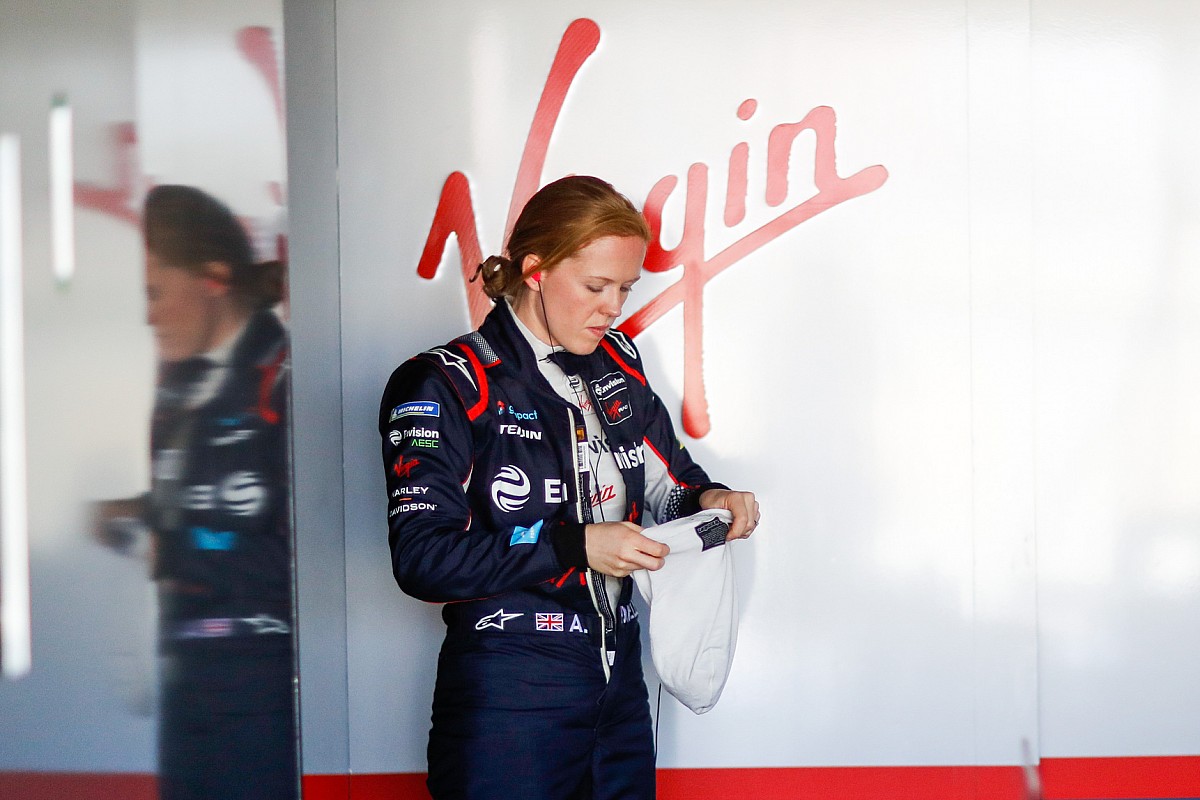 W Series driver Powell joins Envision Virgin as Formula E sim driver