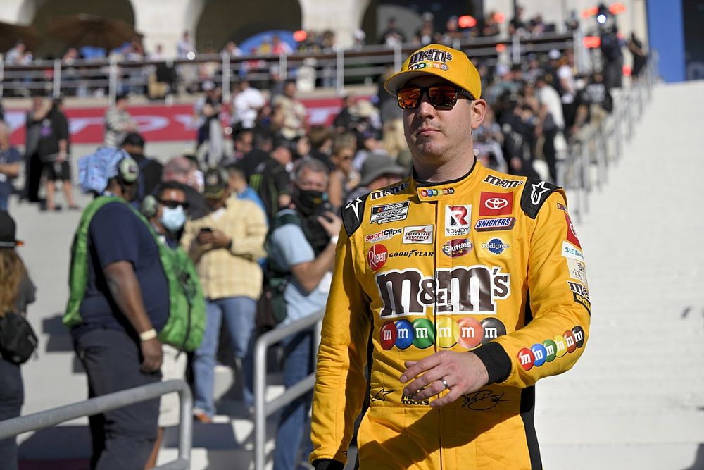 Kyle Busch leads the way in Richmond Cup Series practice
