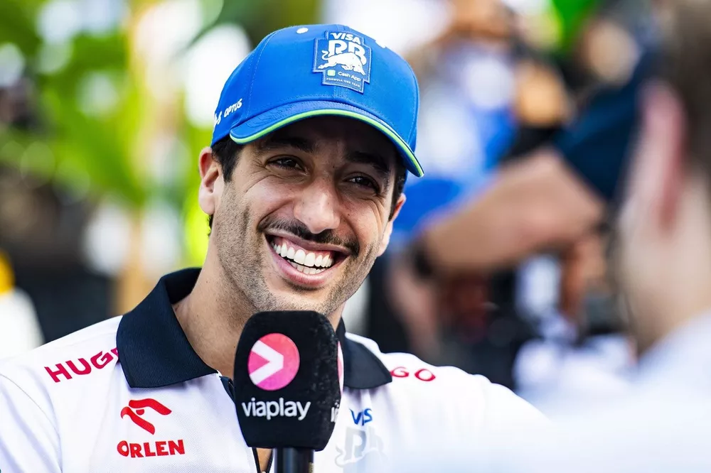 Daniel Ricciardo refuses to rule out racing return after abrupt F1 exit ...