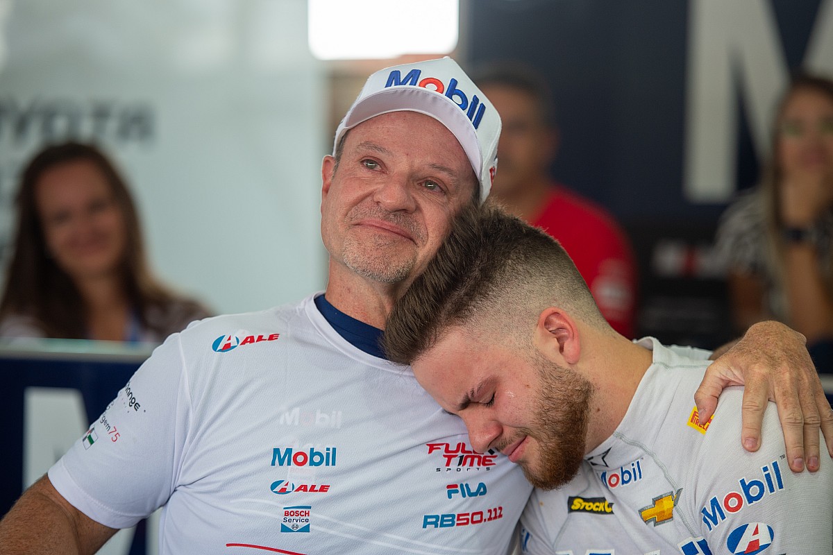 Prestes a fazer 50,Rubinho se emociona com estreia do filho na F4