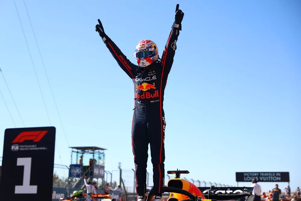 How Max Verstappen cut Oscar Piastri's 104-point lead to 40 in four F1 ...