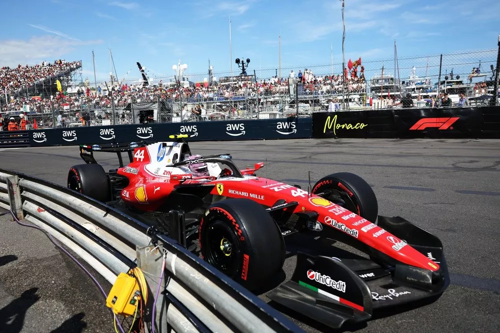F1 | Ferrari: per Hamilton la Mercedes è superiore nel carico ...