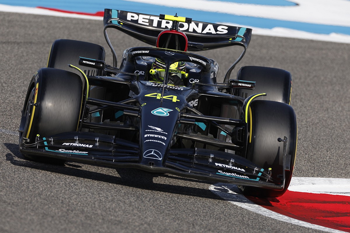 Mercedes: New W14 sidepod design won't copy F1 rivals