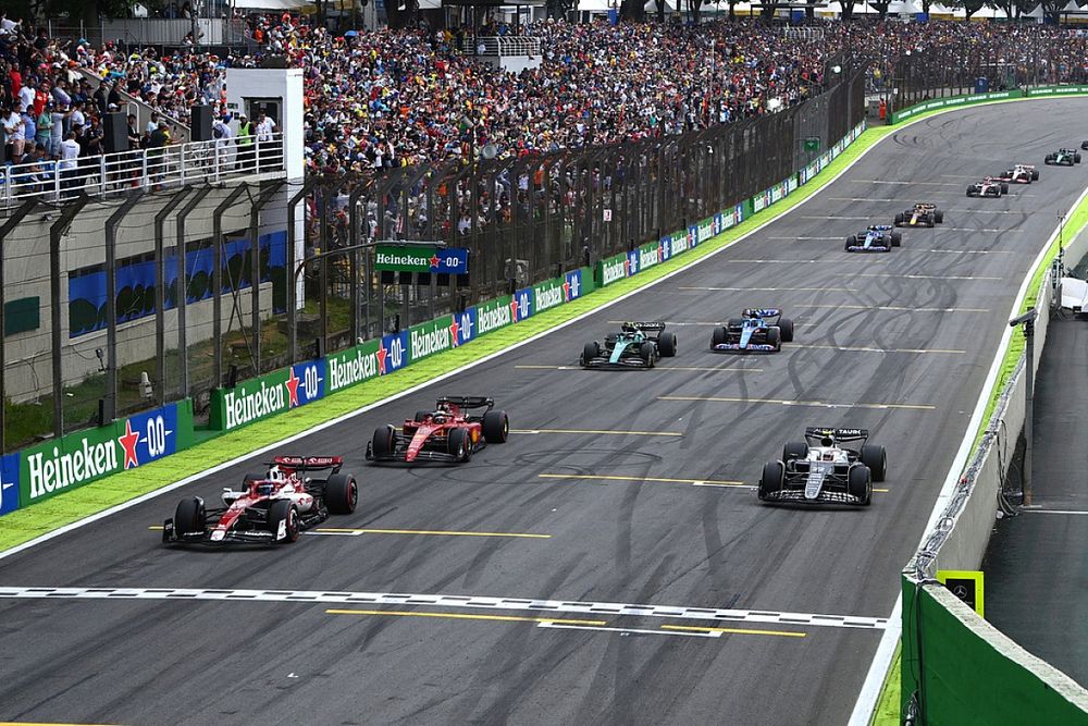 Tsunoda highlights bizarre F1 safety car system anomaly in Brazil GP