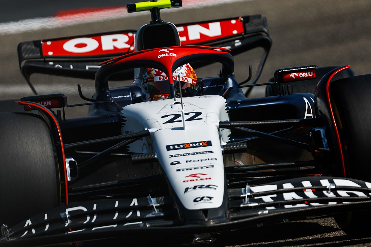 VIDEO: Yuki Tsunoda ontsnapt aan stevige crash in VT1 GP Australië