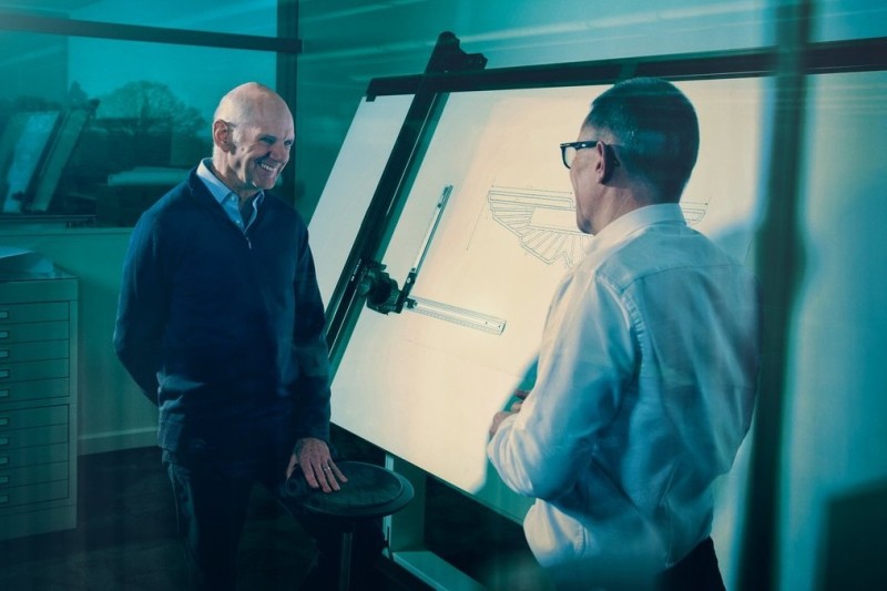 Adrian Newey erwartet für die Formel-1-Saison 2026 viel Raum für ...