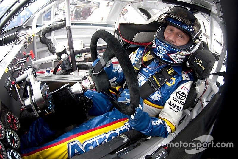 Former NASCAR Cup driver David Reutimann turns crew chief