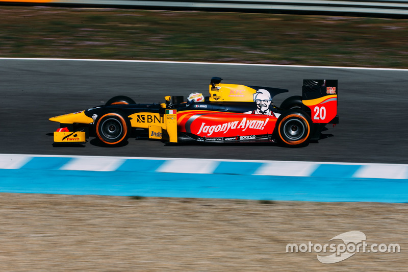 [OT] Gasly's matte GP2 car was a mean-looking machine : r/formula1