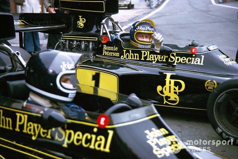 Gallery: Black and gold liveries in F1