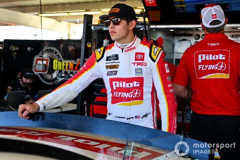 Sammy Smith Profile - Bio, News, High-Res Photos & High Quality Videos