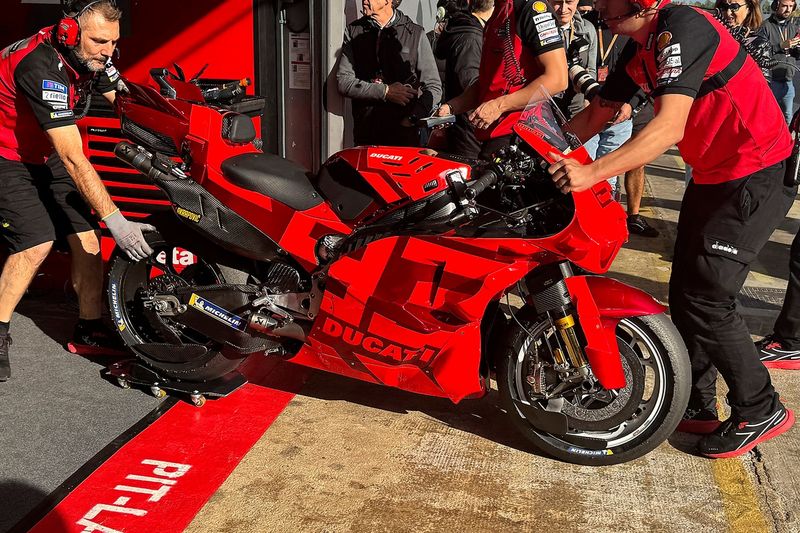 Marc Márquez a commencé ses essais avec la Ducati officielle