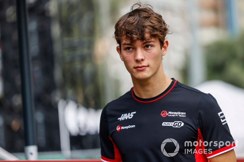 FP2 F1 GP Azerbaijan: Leclerc Cegah Dominasi Red Bull