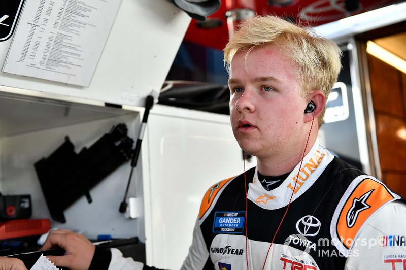 Tyler Ankrum Profile - Bio, News, High-Res Photos & High Quality Videos