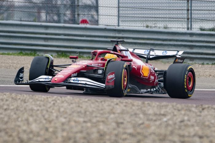 F1 | Ferrari: la SF-25 debutta in pista, primi giri a Fiorano con Leclerc