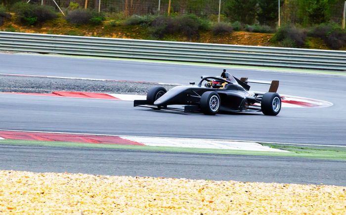 Fotos: el TC Racing de Courtois y Merhi ya ha completado sus primeros test