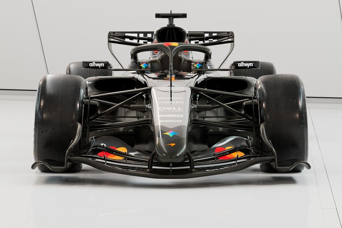 McLaren Barcelona Test livery, in photos Formula 1